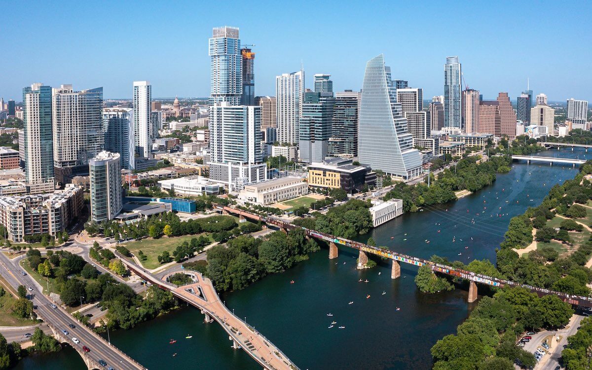 Airbnb Management Austin: Fees from 10% | MasterHost